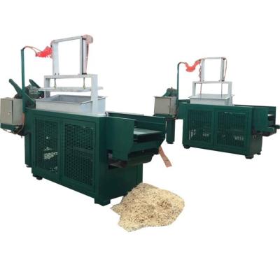 China 500kg/h Diesel Engine Wood Shaving Mill Automatic Wood Shavings Machine 3500rpm for sale