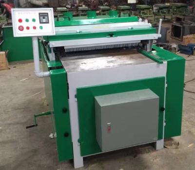 China Single Spindle Multiple Blade Rip Saw Machine 150mm to 600mm Cutting Width for Planks for sale