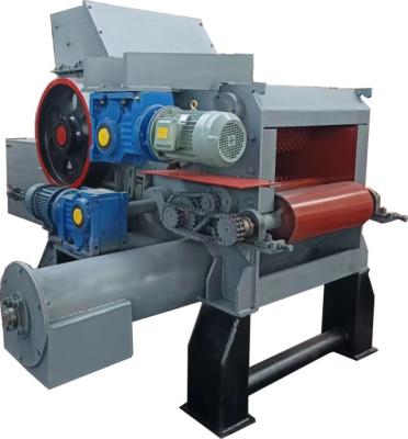 China Wood Chips Crusher Wood Shredder Sawdust Machine 132kw 2-5 Tons Hour Industrial Wood Chipper for sale