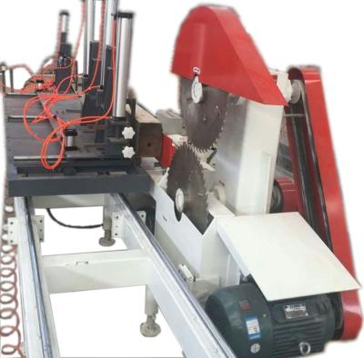 China Heavy Duty Double Circular Blades Sawmill with Log Carriage 400mm Diameter 3000mm Length for sale