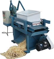 China Industrial Wood Shaving Machine 500mm Width 250-1500kg/hr for Poultry Bedding for sale