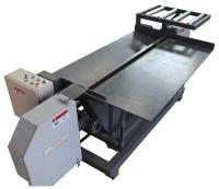 China TP1700 Wood Pallet Dismantling Machine 1700mm Width 7.5KW Motor Horizontal Band Saw 40-60 Pallets/Min for sale
