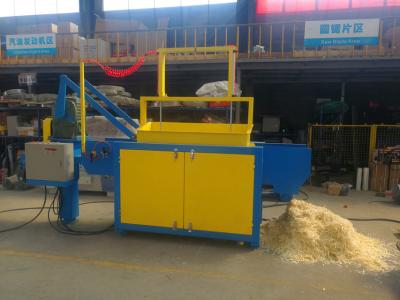 China Industrial Wood Shaving Machine for Animal Bedding - 500-1500 kg/h Output, 500mm Processing Width for sale