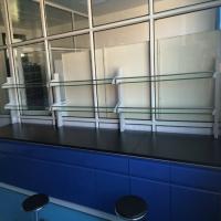 China Lab Worktop for Medical Colleges Anti-acid Fireproof Waterproof 20mm Epoxy Resin for sale