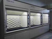 China Chemical Resistant Lab Fume Hood 1200mm 1500mm 1800mm Steel Construction for Biological Pharmaceutical Research for sale