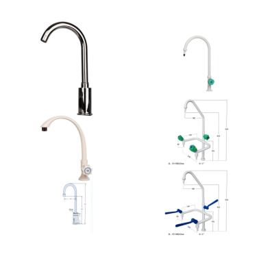 China Laboratory Sensor Self Closing Tap Triple Outlet Chrome Plated Brass 75 psi for sale