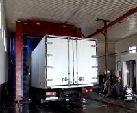 China Risense Truck Washing Machine Automatic Bus Wash Truck Wash Fully Automatic with 3-5 Brushes 24000*5114mm 250l/bus 25ml/bus for sale