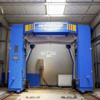 China New Design Touch Free Double Arm Car Wash System Automatically with Tires Washing Machine and Chassis Washing System for sale
