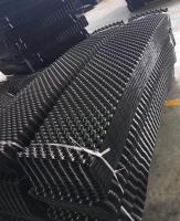China 30mm-60mm HDPE Storage Drainage Board for Greenroof Membrane in Black and Green Color for sale