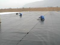 China Waterproof Membrane for Ponds Textured HDPE Geomembrane Black Sheet 0.1-3.0 Thickness for sale