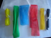 China Customized Protactive Net for Outlet Sales of Plastic Mesh Rose Bud Protective Sleeve for sale