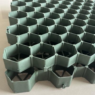 China density Polyethylene Plastic Grid for Gravel Stabilisation 50mm Green Honeycomb Design for sale
