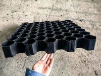 China 500*500*70 HDPE Plastic Grass Grid Pavers for Eco-friendly and Low-maintenance Gardens for sale