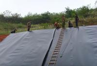 China Waterproof 2mm HDPE Geomembrane for Lake Liner Roll in 50m-100m Length Customizable for sale