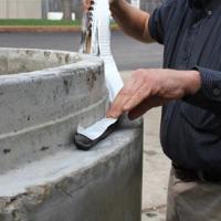 China Green Steel Wire Mesh Reinforced Bentonite Rubber Waterstop Strip for Concrete Joints for sale