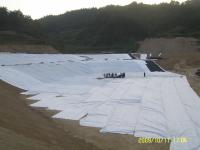 China GCL Bentonite Geotextile Mat Waterproof Blanket Suitable for Various Applications for sale