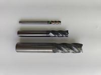China 3-5 Flute Carbide Roughing End Mill 3mm-25mm with 92.5 HRA Hardness and 3800-4200 MPa TRS for sale