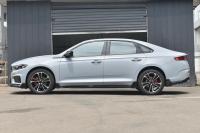 China 2.0t Fossil Fuel Powered Car Geely Preface 5 Seats Gasoline Petrol Sedan Car for sale
