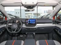 China Compact Volkswagen Electric SUV Passenger Vehicle Autos ID6 CROZZ Range 460km for sale