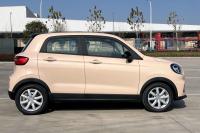 China Lingpao T03 EV Mini Electric Car Electrical Motors 5 Seats Left Hand Drive 403KM for sale