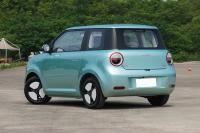 China 155KM - 301km Mini Electric Car Honey Sweet Type EV Vehicle Changan Lumin for sale
