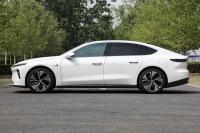 China Four Wheeled EV Electric Car Vehicle 360KW Ternary Lithium Battery Operated 700km for sale