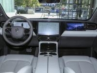China Lingpao C01 Sedan Electric Car Four Wheel Right Hand Drive Vehicles For Adult for sale
