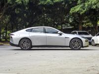 China Xpeng P7 Midsize Sedan Electric Car 196KW 5 Seats 4 Wheel Auto Electric Car for sale
