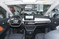 China High Performance 5 Seater MPV Electric Car 5 Doors New Energy Benteng NAT 419KM for sale