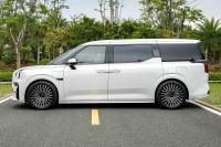 China Medium Large MPV Electric Car 5 Doors Dual Motor 6 Seater EV Car ZEEKR 009 for sale