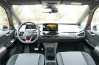 China Automotive ID3 Volkswagen EV Car Left Steering 4 Door 7 Seater Luxury SUV for sale
