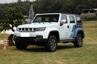 China BJ40 Model 2.0T Automatic 4 Door 5 Seat Compact SUV Gasoline Vehicle 8 Speed for sale