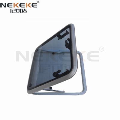 China Marine Aluminum Square Skylight with 6mm Tempered Glass - 8 Sizes from 325x325mm to 675x675mm for sale