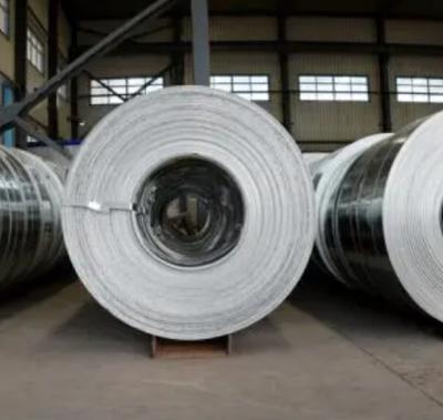 China Pickled Carbon Steel Coil with Galvanized Oiled 1000-1500mm Width. ISO Certification for sale