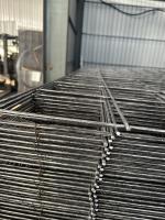 China 304 Stainless Steel Welded Wire Mesh Roll for Breeding and Isolation Hot Dip Galvanized PVC Coating Request Wire Gauge for sale