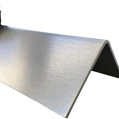China Q235/Q345/SS400/ST37-2/ST52/Q420/Q460/S235JR/S275JR/S355JR Mild Steel Angle 40mm x 40mm x 5mm for Construction Projects for sale