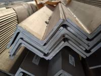 China Engineering Structure Hot Rolled ASTM A36 SS400 S235JR S345JR Carbon Angel Steel Profile Equal or Unequal Steel Angle Bars for Building for sale