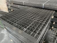 China High Quality Anti-slip Serrated Drainage Covers 32*5mm Metal Building Construction Materials Steel Grating for sale