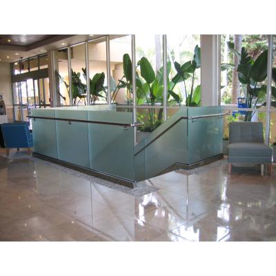 China Tempered Glass Table Top Furniture Divider with High Flatness Standard GB15763.2-2005 for sale