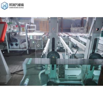 China GB15763.2-2005 Standard 3mm-20mm Laminated Tempered Glass for Shower Glass Cabinet for sale