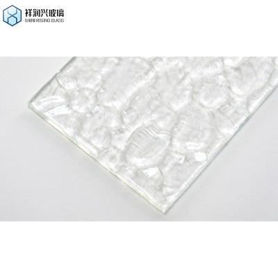 China SGS Certified Reflective Glass for Tempered Shower Windows Patterned Design for sale