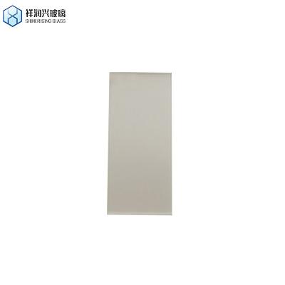 China 4mm 5mm 6mm 8mm 10mm Decorative Fluted Clear Toughened Tempered Glass for Layers Demand for sale