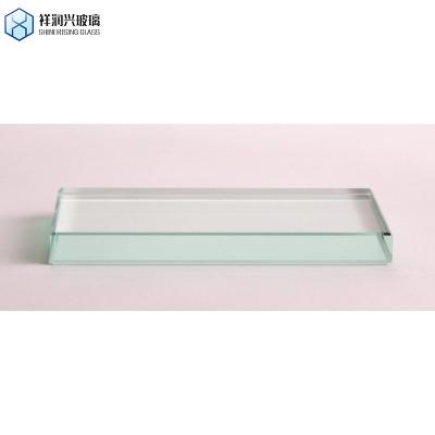 China Small Size 0.3mm 0.5mm 0.8mm 1mm 2mm 3-12mm Ultra White Glass Panel Sheet Sice Demand for sale