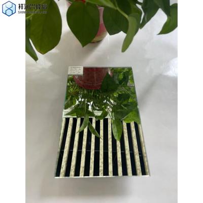 China Customized Request Decorative Wall Mirror Glass Sheet with Flat Polished Edge Work for sale