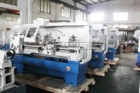 China Spindle Bore 52mm Centre Lathe for Max. Turned Length of 1500mm CM-400x1000 CM-400x1500 for sale