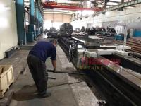 China Metric 140 Taper Hole Manual Lathe for Steel Workpieces up to 12000mm by Timeway for sale