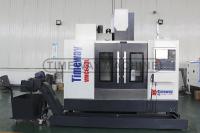 China Table Travel X 700mm VMC650L Vertical CNC Milling Machine with Disc-type ATC Performance for sale