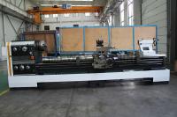 China BL-800B Clutch Type Gap-bed Lathe Machine with 82mm Spindle Bore and 3300 KG Weight for sale
