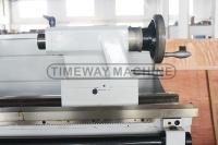 China CL-410 Manual Tornos Manuales for Metal Range of Spindle Speed r.p.m 25 2000 r.p.m for sale