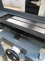 China 1.5kW Power Hydraulic Surface Grinding Machine Saddle Moving Type 850KG Weight for sale